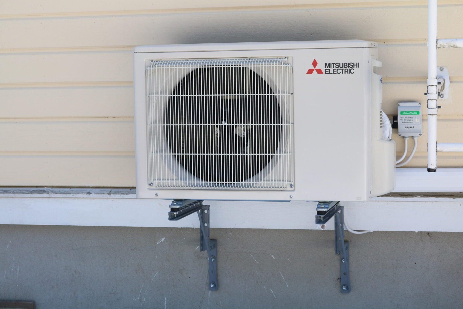 Mitsubishi FT35 ilmalämpöpumppu
